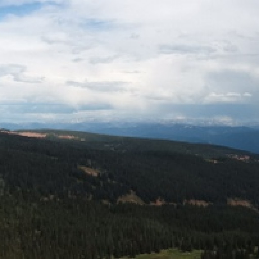 Red Table Mountain Panorama – Wild West River Rider
