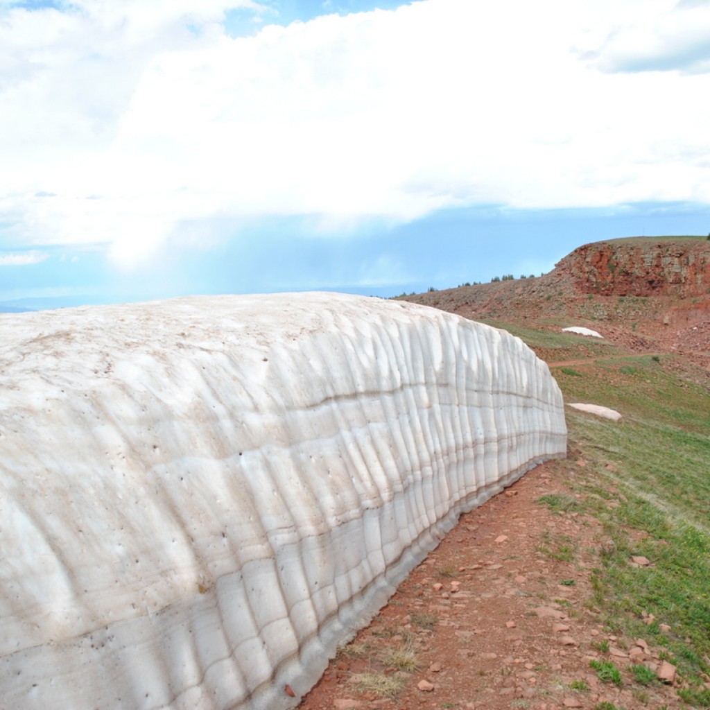 Red Table Mountain – Wild West River Rider